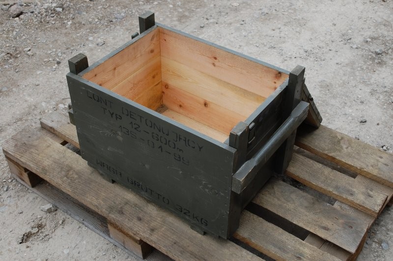 Military chests » Military chests - wooden » Military wooden chest 64x40x42