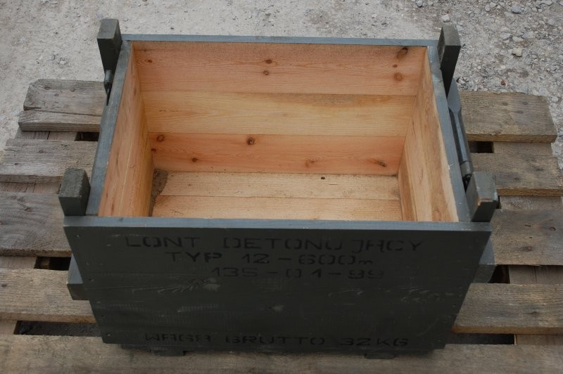 Military chests » Military chests - wooden » Military wooden chest 64x40x42